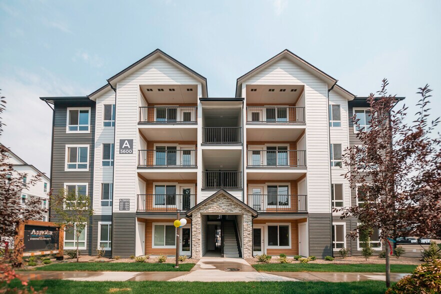 The Arbour - 5618 W Franklin Rd Boise ID 83705 | Apartment Finder