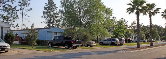 Chaffee Pines - 2081 S Chaffee Rd Jacksonville FL 32221 | Apartment Finder