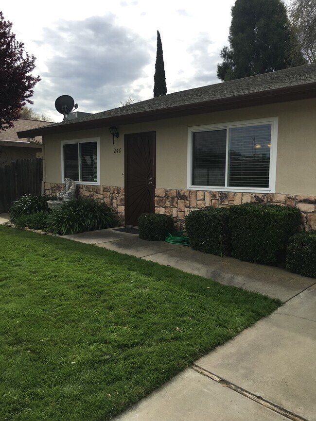 240 Eric Circle - 240 Eric Circle Galt CA 95632 | Apartment Finder