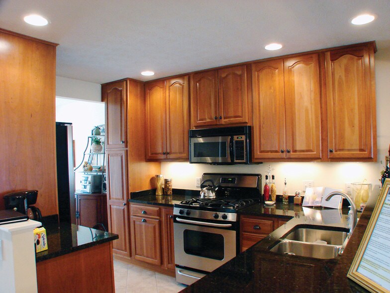 Summit Ridge - 904 Manor Dr Oakdale PA 15071 | Apartment Finder