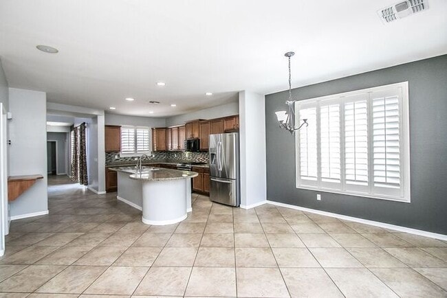 Beautiful 4 Bed, 3 Bath Home with Private Pool in Chandler - 363 W ...