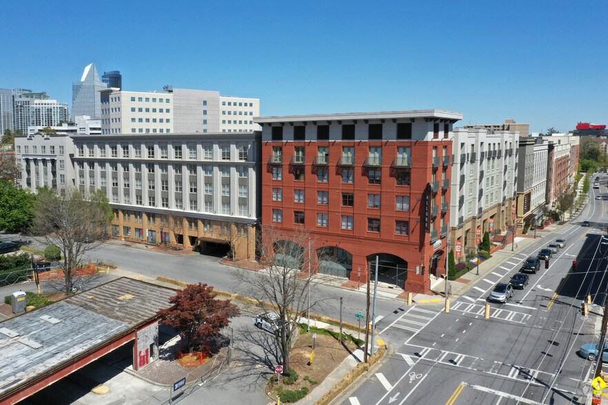 MAA Buckhead - 360 Pharr Rd NE Atlanta GA 30305 | Apartment Finder