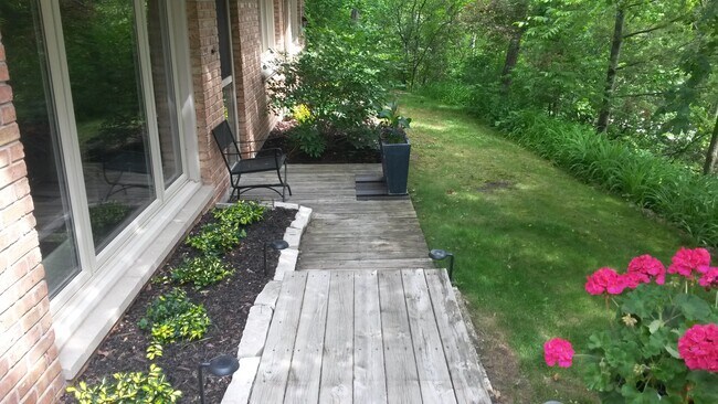 367 Tower Ct - 367 Tower Ct Pewaukee WI 53072 | Apartment Finder