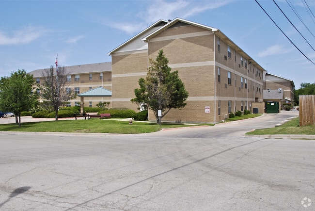 Mollie & Max Barnett Apartments - 6555 Dan Danciger Rd Fort Worth TX ...