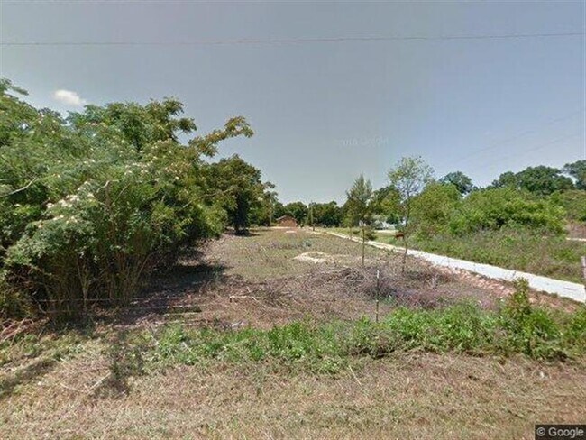 Joy Homes - 199 Juniper St McDavid FL 32568 | Apartment Finder