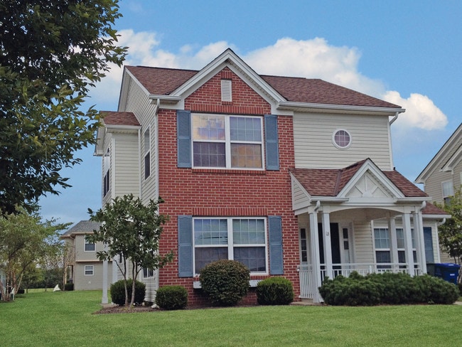 Walnut Grove Apartments - 751 Chestnut Grove Dr Blacklick OH 43004 ...