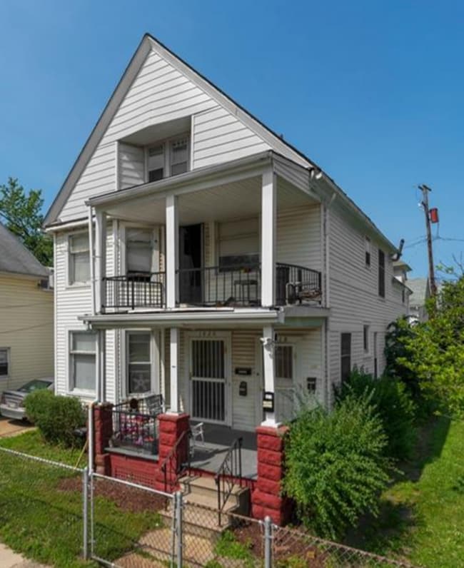 W. 57th 1820 - Triplex - 1820 W 57th St Cleveland OH 44102 | Apartment ...