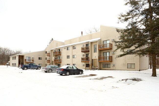 Holt Manor Apartments - 2371 Aurelius Rd Holt MI 48842 | Apartment Finder