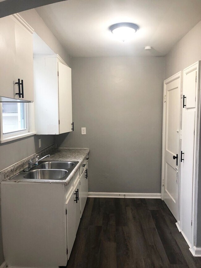 Two Bedroom House for $1,225.00 | Section ... - 1164 Fairwood Ave ...