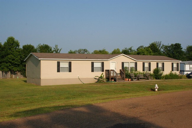 The Highlands - 3127 Greenfield Rd Pearl MS 39208 | Apartment Finder