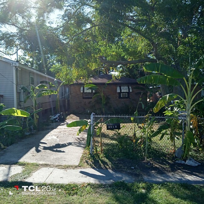 3820 Buchanan St - 3820 Buchanan St New Orleans LA 70122 | Apartment Finder