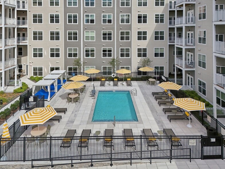 Alexan Waltham - 79 Pond St Waltham MA 02451 | Apartment Finder