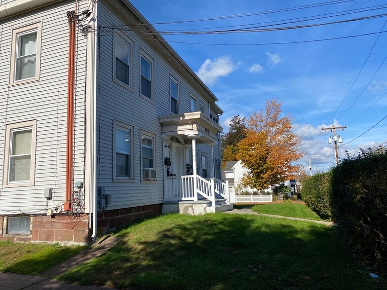 105 Main St - 105 Main St Cheshire CT 06410 | Apartment Finder