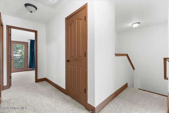 3-Bedroom Townhome with Garage – Prime Coeur d’Alene Location - 896 W ...