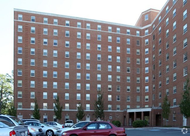 UNC-CH Morrison Residence Hall - 445 Paul Hardin Dr Chapel Hill NC ...