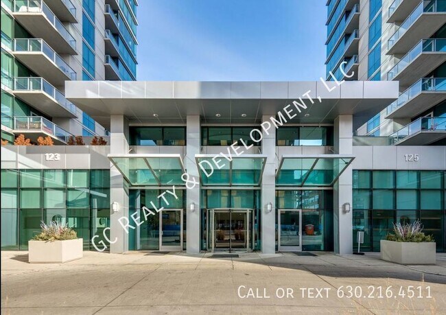 ***THE EMERALD / WEST LOOP LOCATION / 2 BD... - 123 S Green St Chicago ...