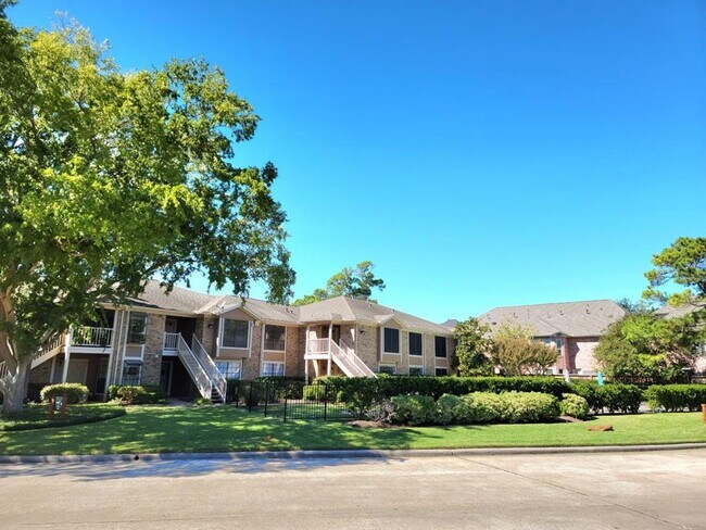 1311 Antoine Dr - 1311 Antoine Dr Houston TX 77055 | Apartment Finder