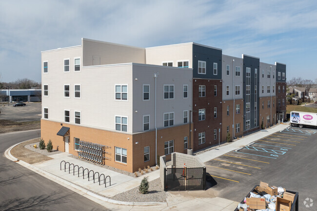 Brenton Grove II - 2400 43rd St SE Grand Rapids MI 49508 | Apartment Finder