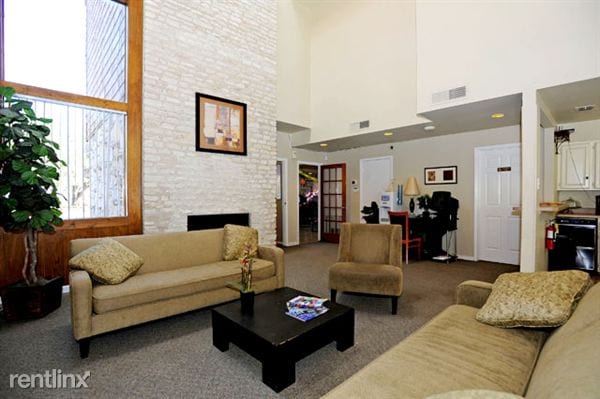 2600 NE Loop 410 - 2600 NE Loop 410 San Antonio TX 78217 | Apartment Finder