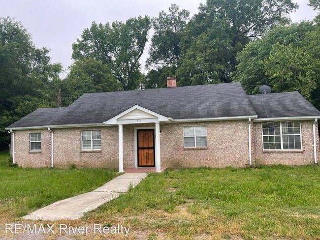 2 br, 2 bath House - 1234 Sand Bar Ferry Road - 1234 Sand Bar Ferry Rd ...