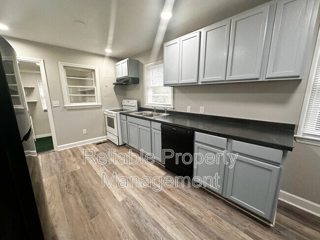 557 N Fayetteville St - 557 N Fayetteville St Clayton NC 27520 ...