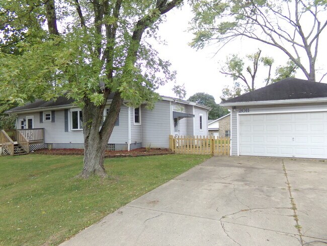 Corner Lot Cape Cod! - 2011 La Grange Rd Dayton OH 45431 | Apartment Finder