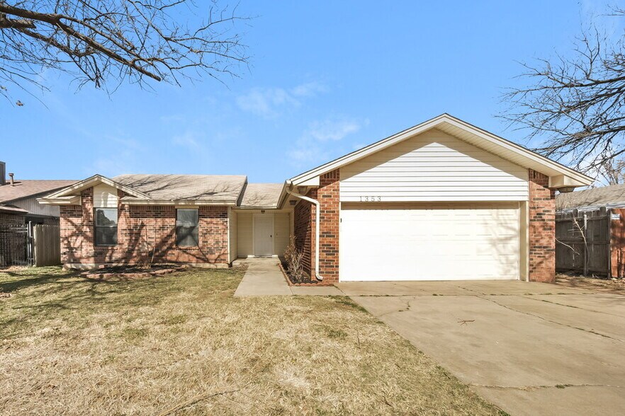 1353 Oswego Dr - 1353 Oswego Dr Yukon OK 73099 | Apartment Finder