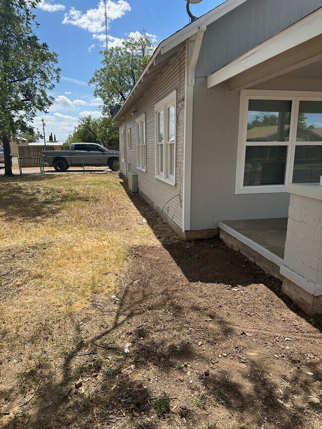 2701 N Farr St - 2701 N Farr St San Angelo TX 76903 | Apartment Finder