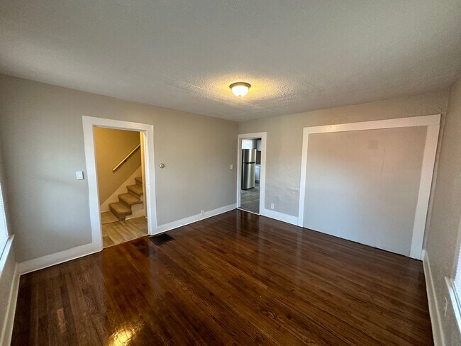 The 4 Bedroom Beauty on Beacon Street - 3 Beacon St Springfield MA ...