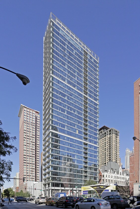 Eight O Five - 805 N La Salle Dr Chicago IL 60610 | Apartment Finder