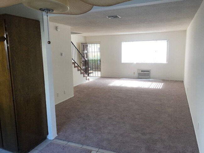 4392-98 Green Ave. - 4392 Green Ave Los Alamitos CA 90720 | Apartment ...