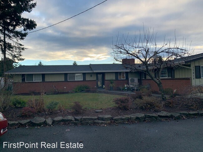 5 br, 2.5 bath House - 17915 38th Ave E - 17915 38th Ave E Tacoma WA ...