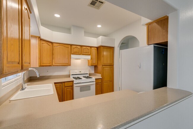 GORGEOUS SINGLE STORY HOME WITH TONS OF UP... - 5101 Portraits Pl Las ...