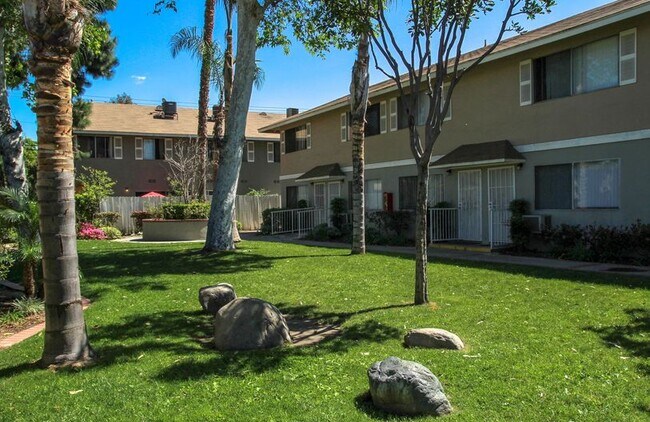 Gilbert Terrace Townhomes - 1201 S Gilbert St Fullerton CA 92833 ...
