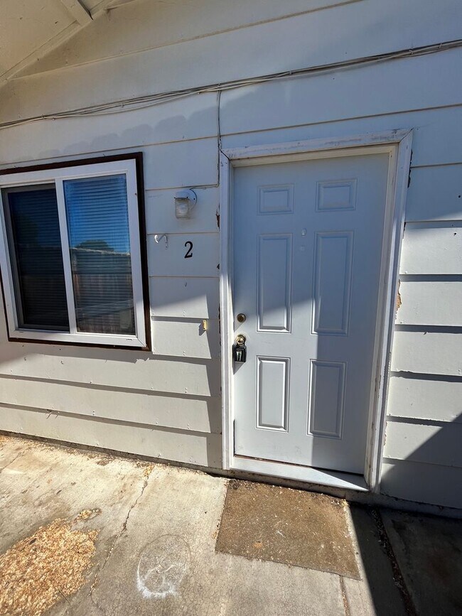 R158 - 158 Seroba Cir Medford OR 97501 | Apartment Finder