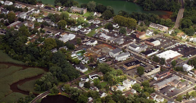 Matawan Town Center - 126 Main St Matawan NJ 07747 | Apartment Finder