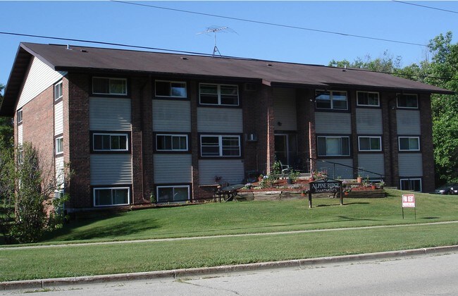 Alpine Ridge - 503 County Road H Kewaskum WI 53040 | Apartment Finder