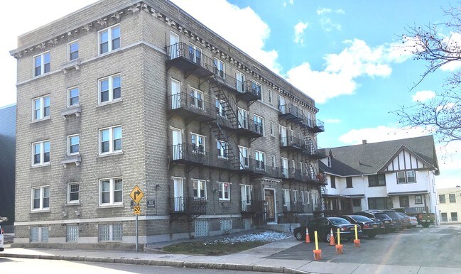 185 Alexander St - 185 Alexander St Rochester NY 14607 | Apartment Finder