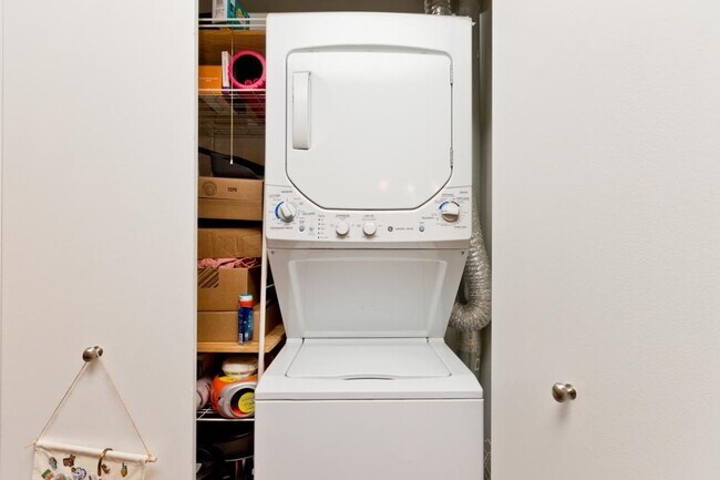 1 bedroom in Chicago IL 60614 - 1600 N Halsted St Chicago IL 60614 ...