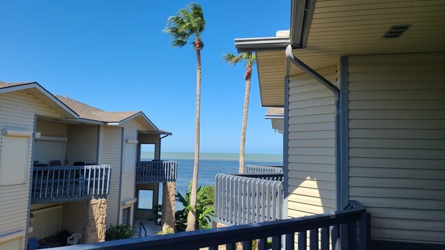 77 Santa Isabel Blvd - 77 Santa Isabel Blvd Laguna Vista TX 78578 ...