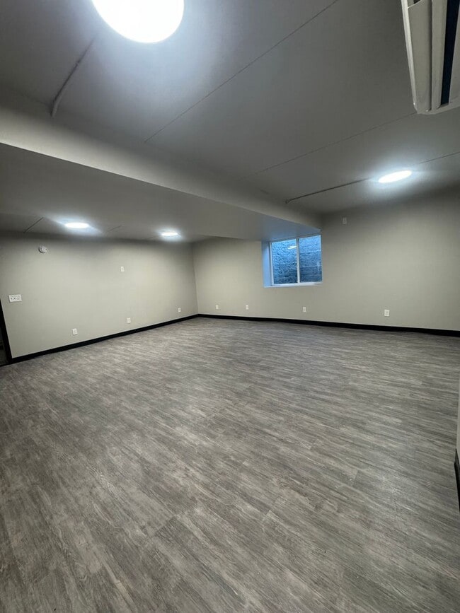 Studio apartment in Hudson for Rent - 326 4th St Hudson IA 50643 ...