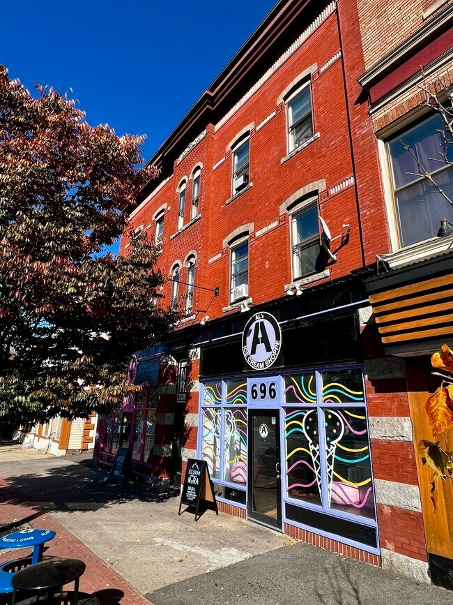 696 Main St - 696 Main St Middletown CT 06457 | Apartment Finder