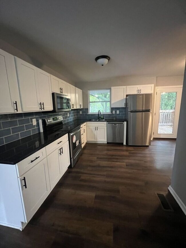 Updated Ranch Home with Lots of Space! COMING SOON! - 3338 Barfield Dr ...