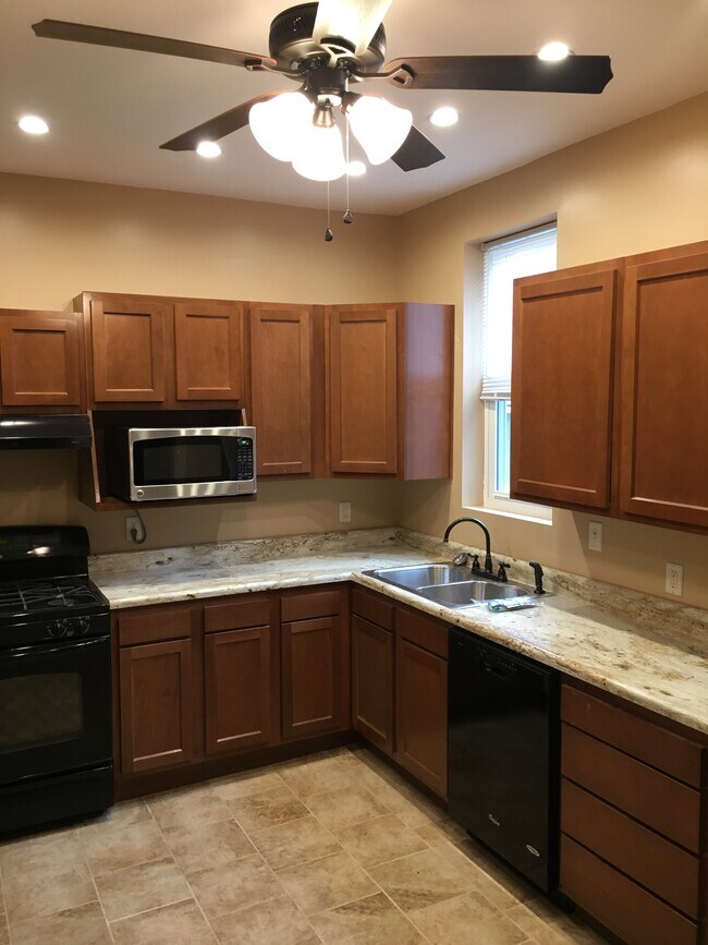 215 Fulton St - 215 Fulton St Wheeling WV 26003 | Apartment Finder