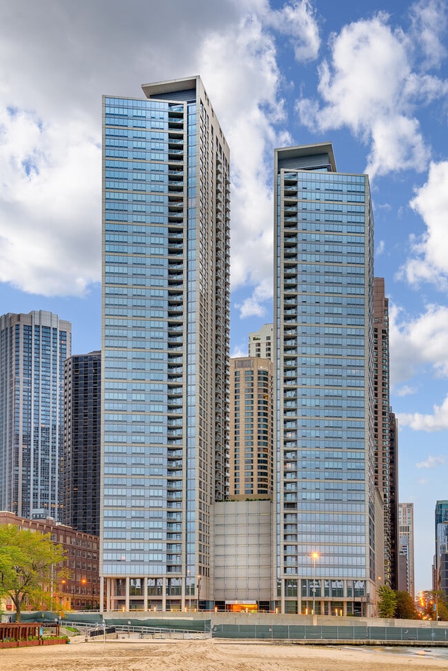 600 N Lake Shore Dr. - 600 N Lake Shore Dr. Chicago IL 60611 ...