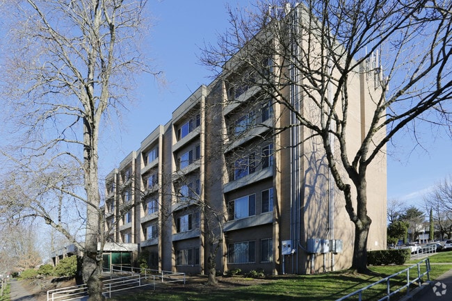 Holgate House - 4601 SE Cesar E Chavez Blvd Portland OR 97202 ...