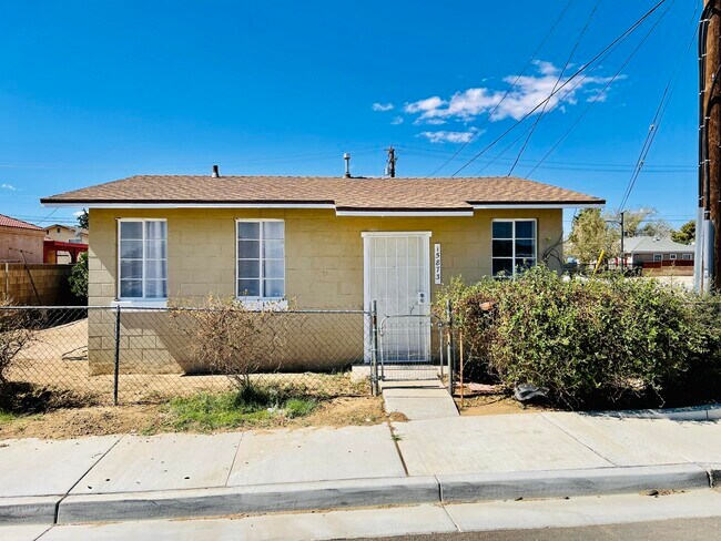 15873 N St - 15873 N St Mojave CA 93501 | Apartment Finder