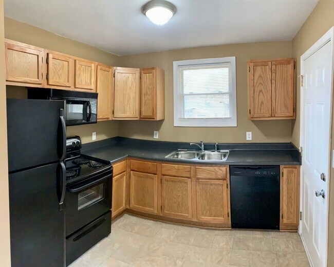 Cute 2 Bedroom Duplex in 37206 for $1400! ... - 3300 Leslie Ct ...