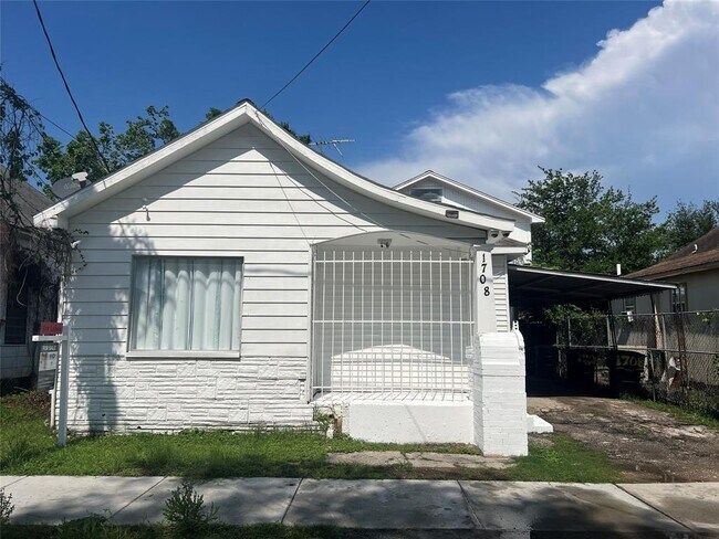 1708 Common St - 1708 Common St Houston TX 77009 | Apartment Finder