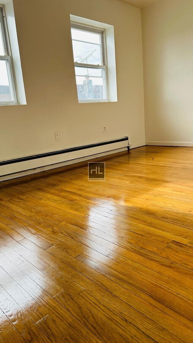 97 AVENUE - 127-6-127-97 97th Ave Queens NY 11419 | Apartment Finder